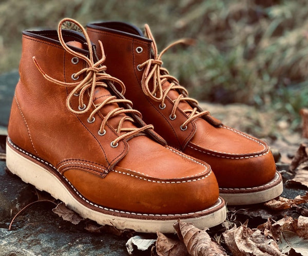 What are Moc Toe Boots? | Boot World